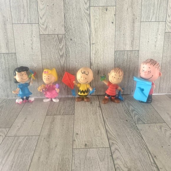 Peanuts | Toys | Charlie Brown Peanuts Gang Just Play Pvc Vinyl ...